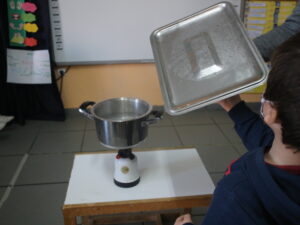 ΠΕΙΡΑΜΑΤΑ ΜΕ ΤΟΝ ΚΥΚΛΟ ΤΟΥ ΝΕΡΟΥ – 11 ΝΗΠΙΑΓΩΓΕΙΟ ΧΙΟΥ