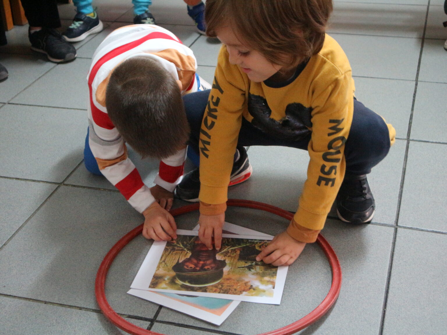ΠΟΛΕΜΟΣ-ΕΙΡΗΝΗ – 11 ΝΗΠΙΑΓΩΓΕΙΟ ΧΙΟΥ